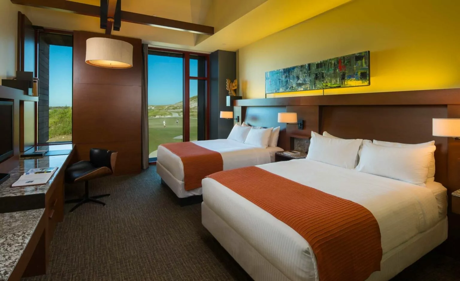 Clubhouse Guest Rooms - Streamsong Resort